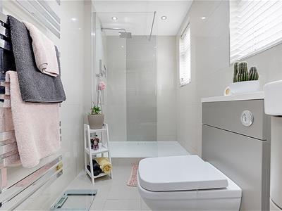 Oakfield Park Road, Dartford £575,000